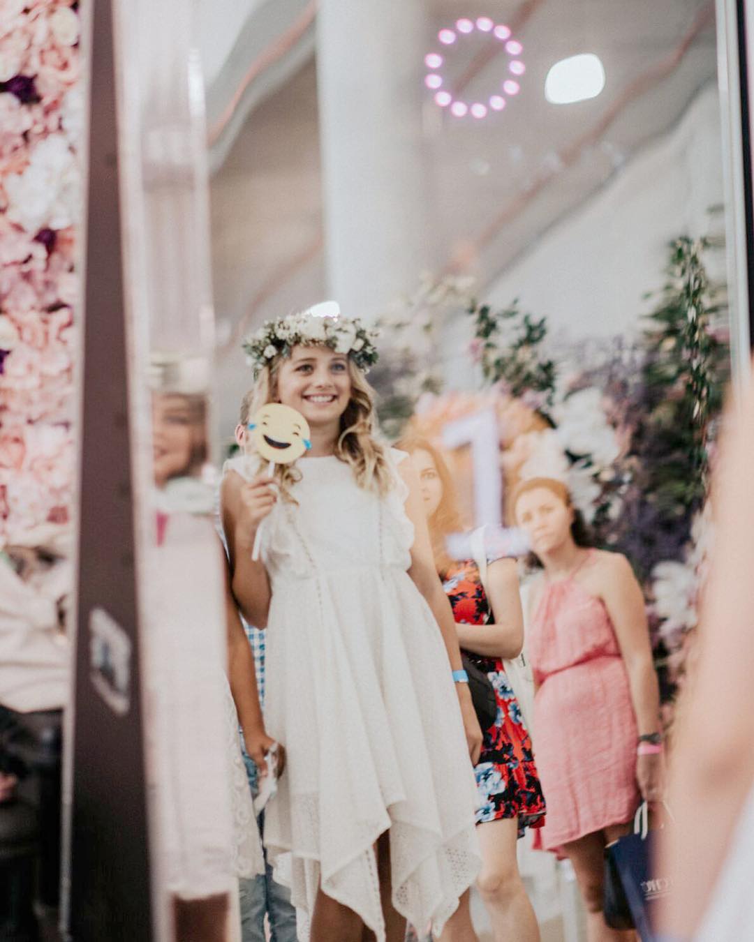 Mirror Booth Australia - Ultimate Bridal Event